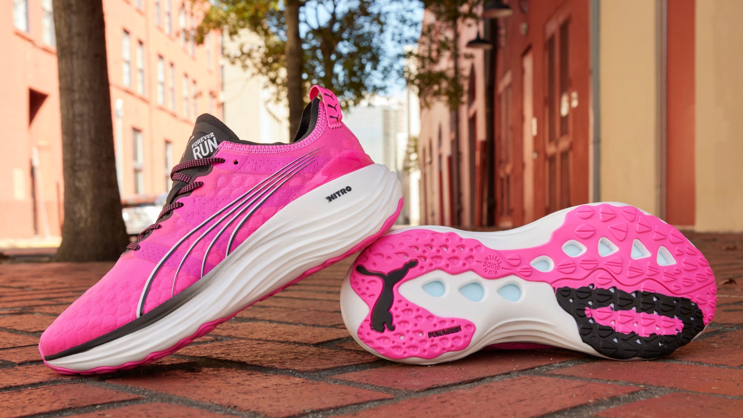 PUMA Forever Run es la colección ideal para tus carreras